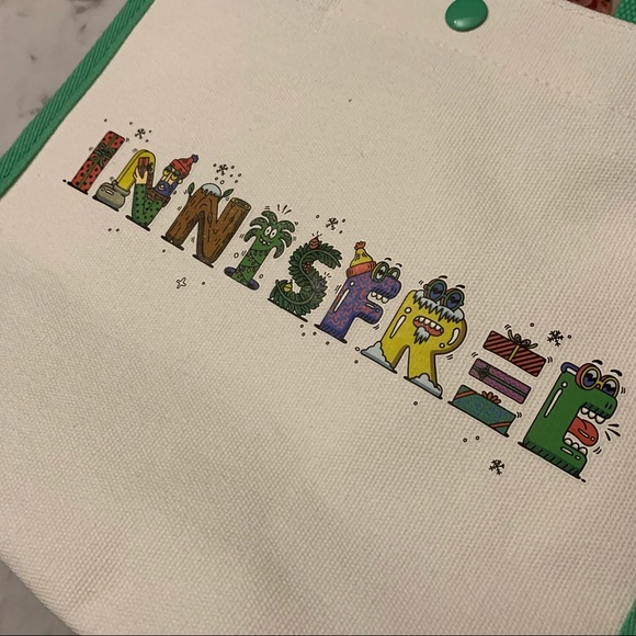 InnIsFree | Bags | Innisfree Limited Edition Green Holidays 220 Eco Bag ...